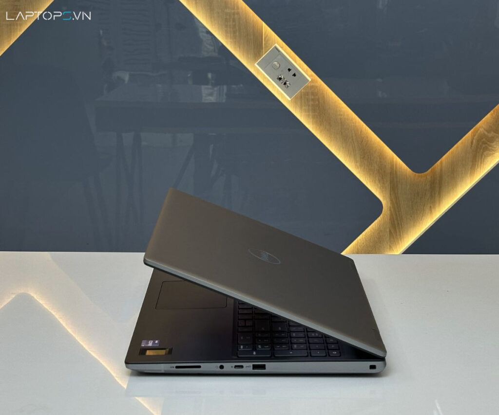 Dell Precision 7670 Core I7 12850HX | Core I7 | Giá Tháng 10 | 2025