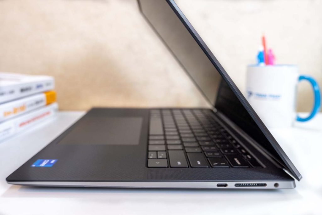 Dell Precision 5570 Mobile Workstation | I7 | 32GB | 512GB