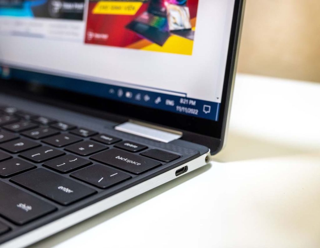 Dell XPS 13 9310 2 In 1 | I7-1165G7 | 16GB, LPDDR4X Giá Tháng 10 | 2025